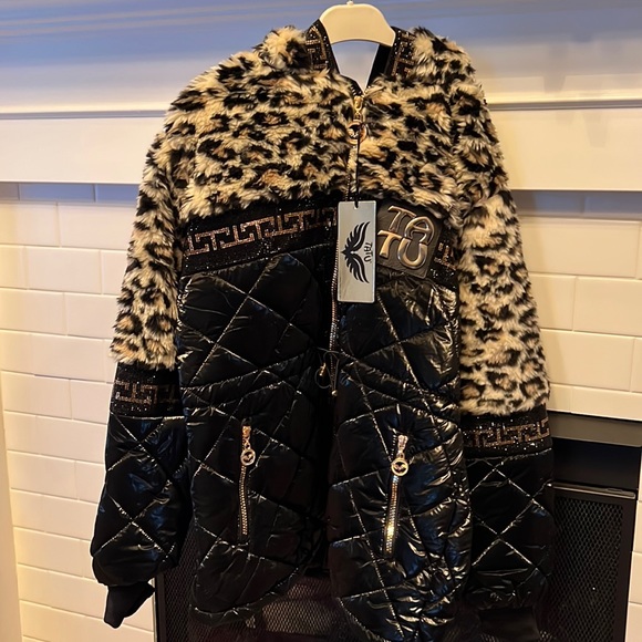 Tatu | Jackets & Coats | Tatu Faux Fur Jacket In Black | Poshmark